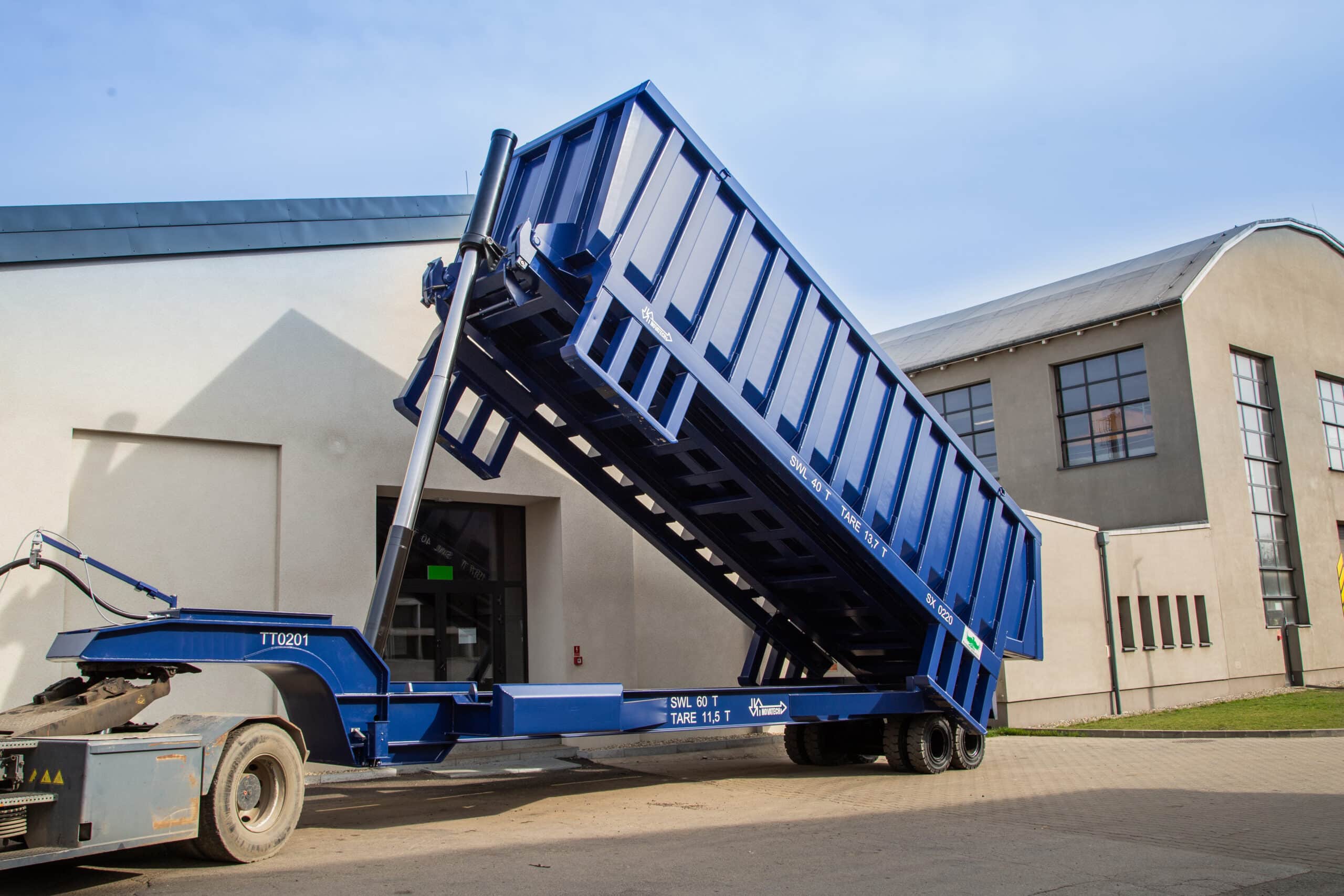 Hydraulic tipping trailer | Heavy load handling